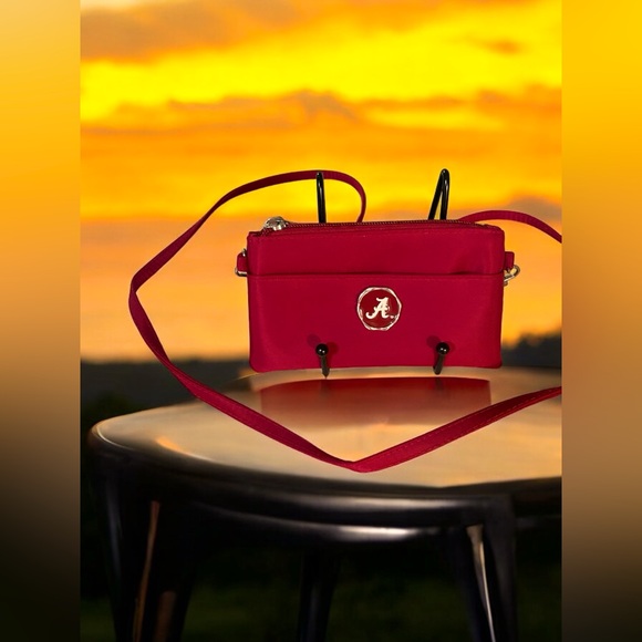 Bags | Alabama Crimson Tide Red Small Crossbody Change Purse Zip Close ...